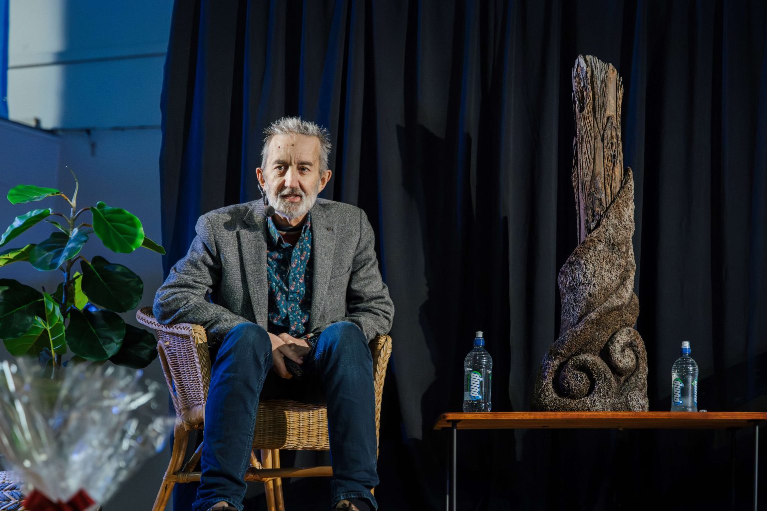 Kiwi psychologist Nigel Latta dies after cancer battle - Franklin Times